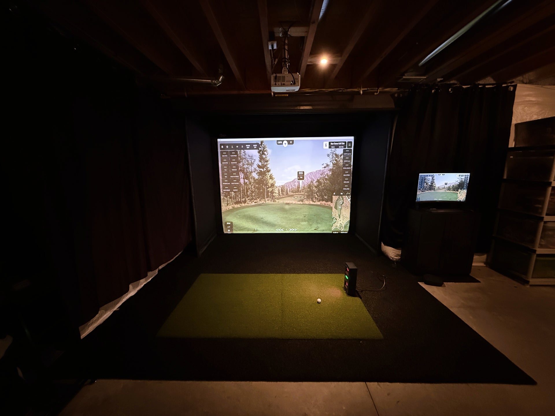 Basement Golf Simulator – Colorado Springs, CO
